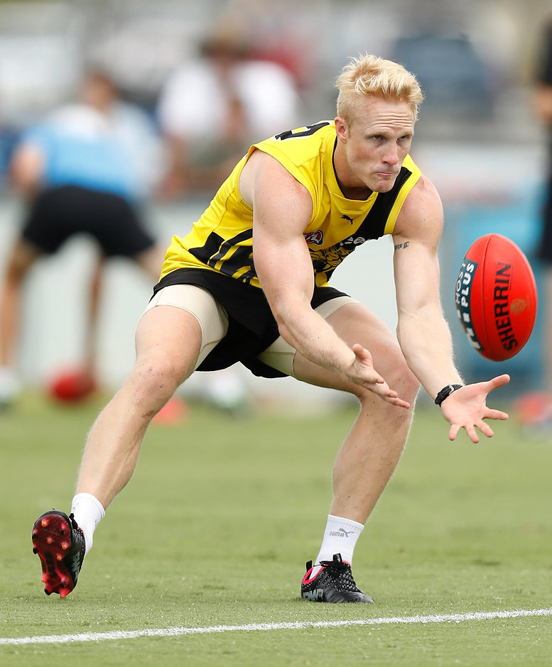 Morris to return via VFL