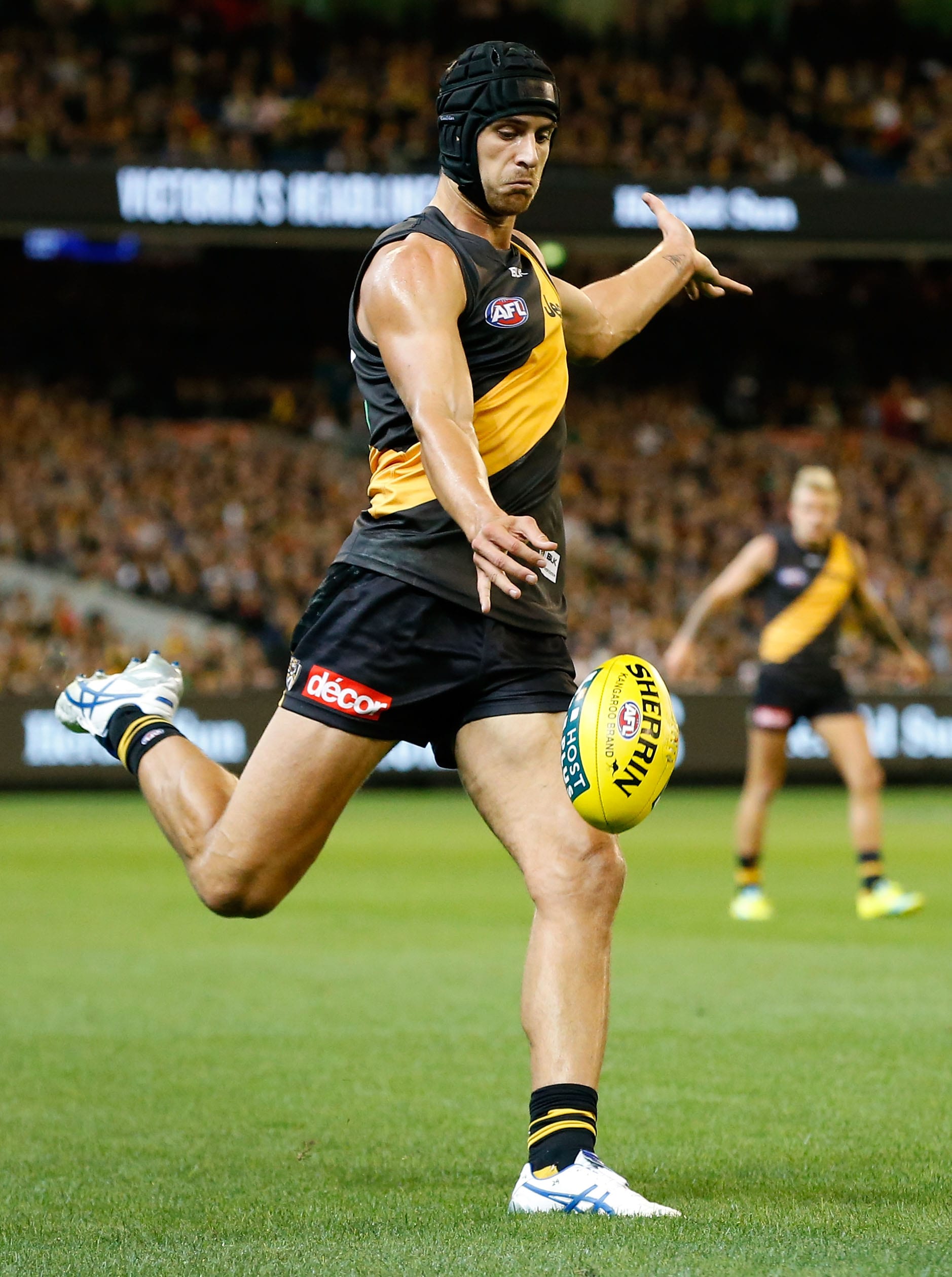 VFL: Griffiths returns