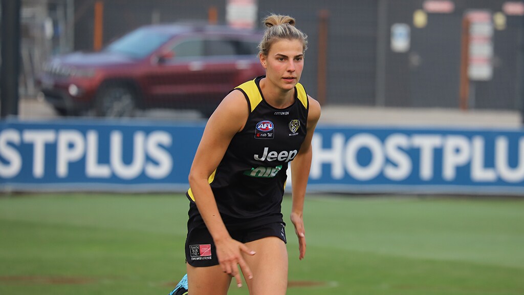 AFLW Pocket Profile: Alice Edmonds