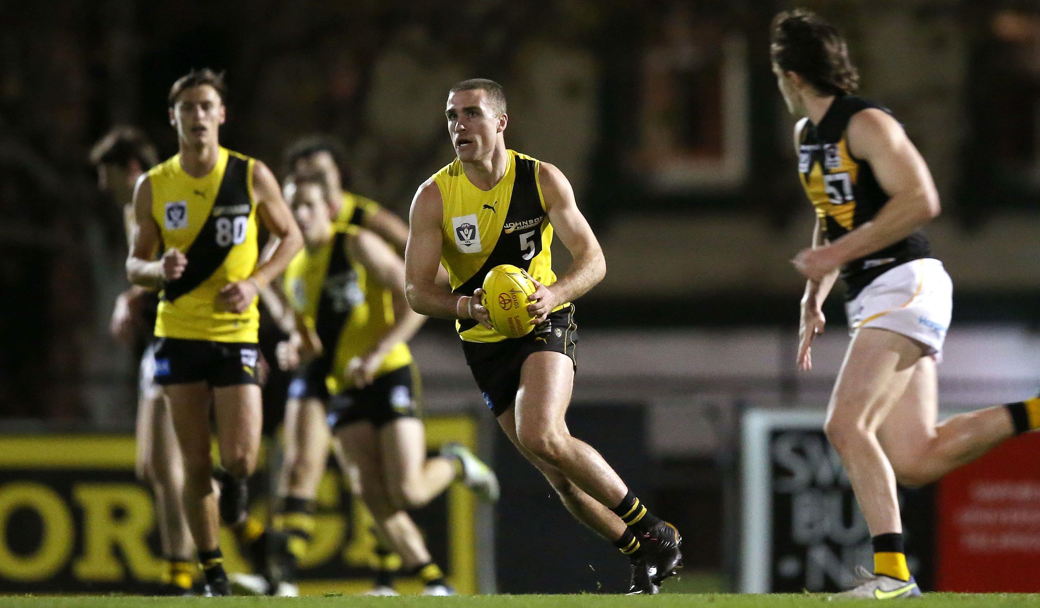 VFL Report: Round 12