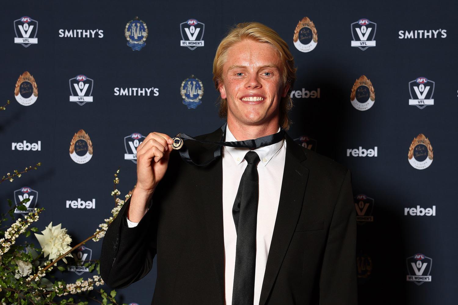 Davidson wins Fothergill-Round-Mitchell medal