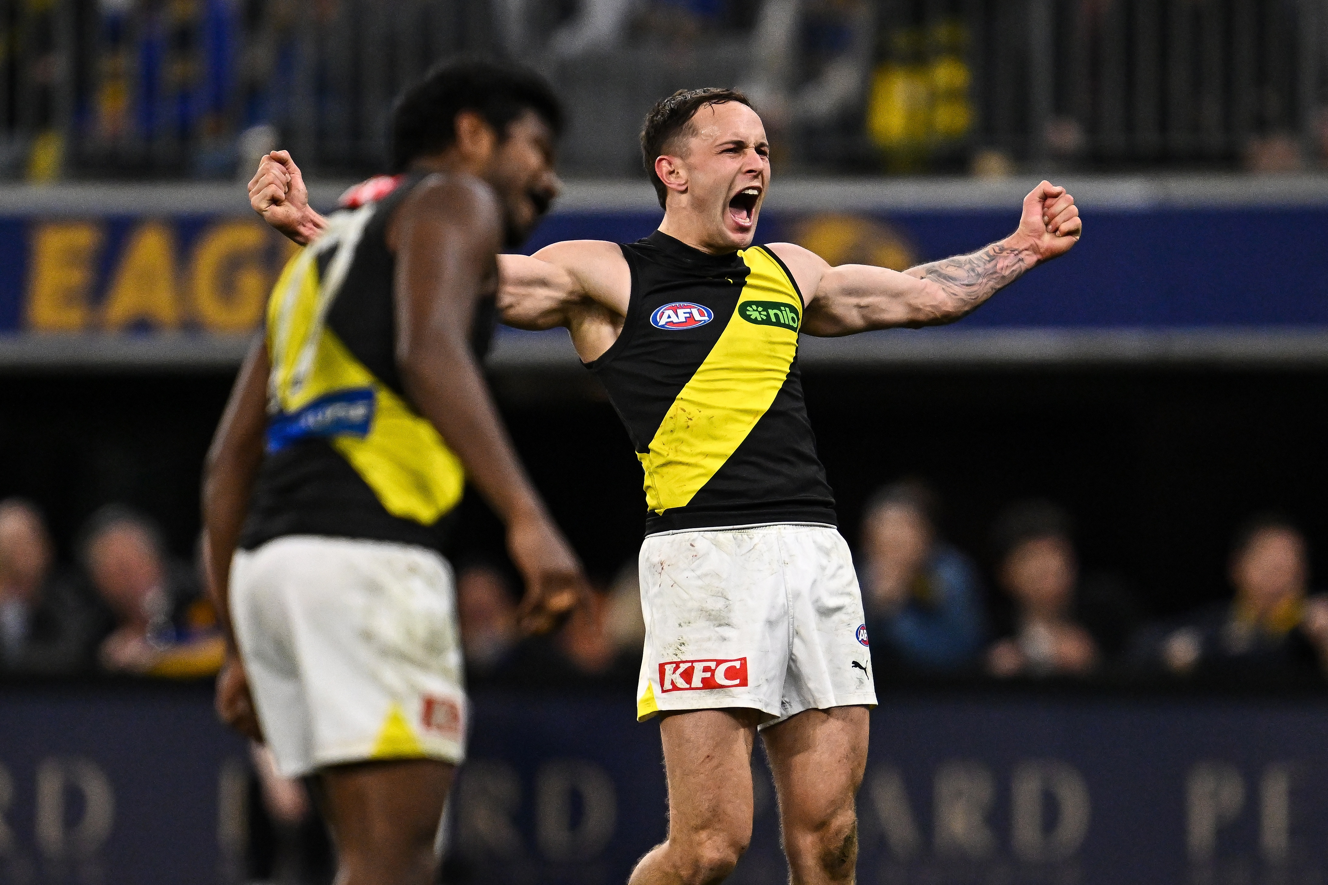 Yellow and whack: Tigers turn on the jets to blow Eagles away