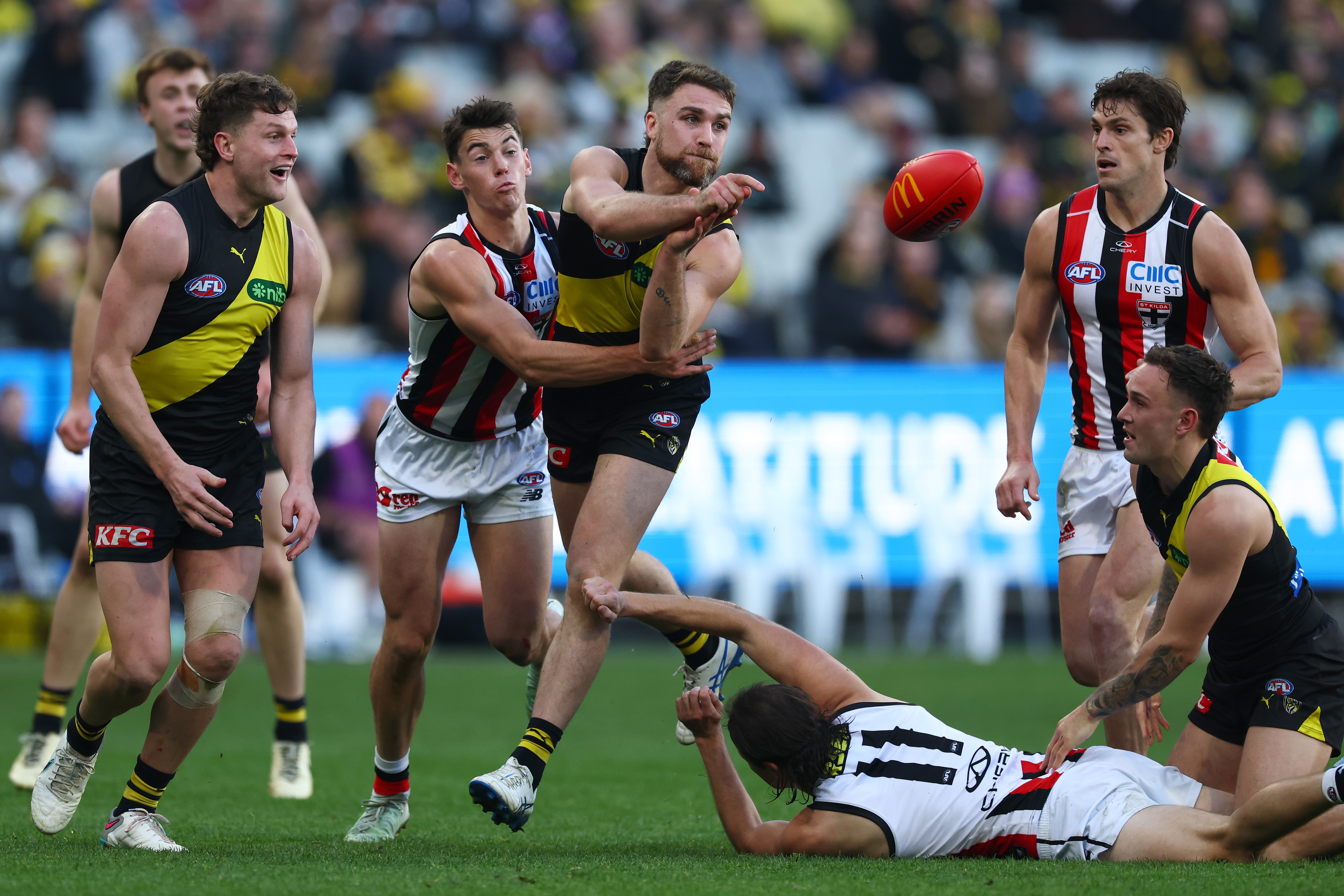 Saints hold off Tigers in Saturday scrap