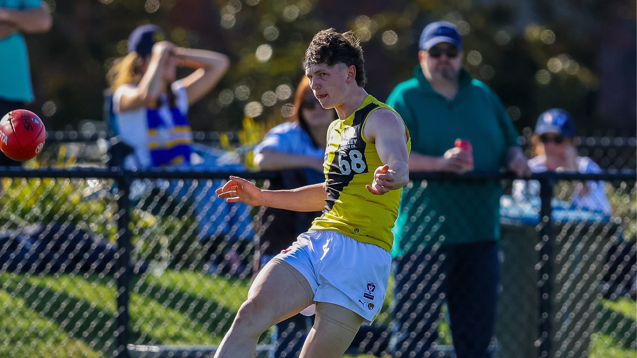 Cantwell returns to Tigerland