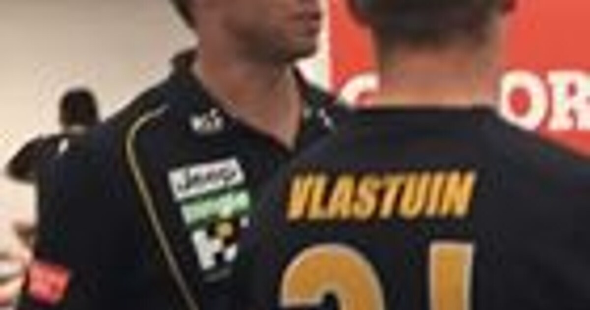 Rutten receives Phil Walsh memorial award