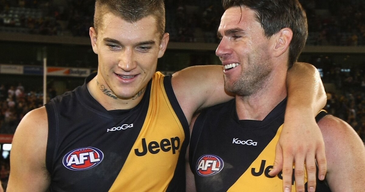 Martin sticks with the Tigers