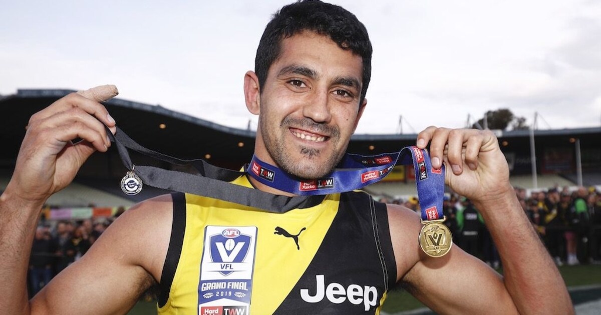 VFL GF: Pickett awarded Norm Goss medal