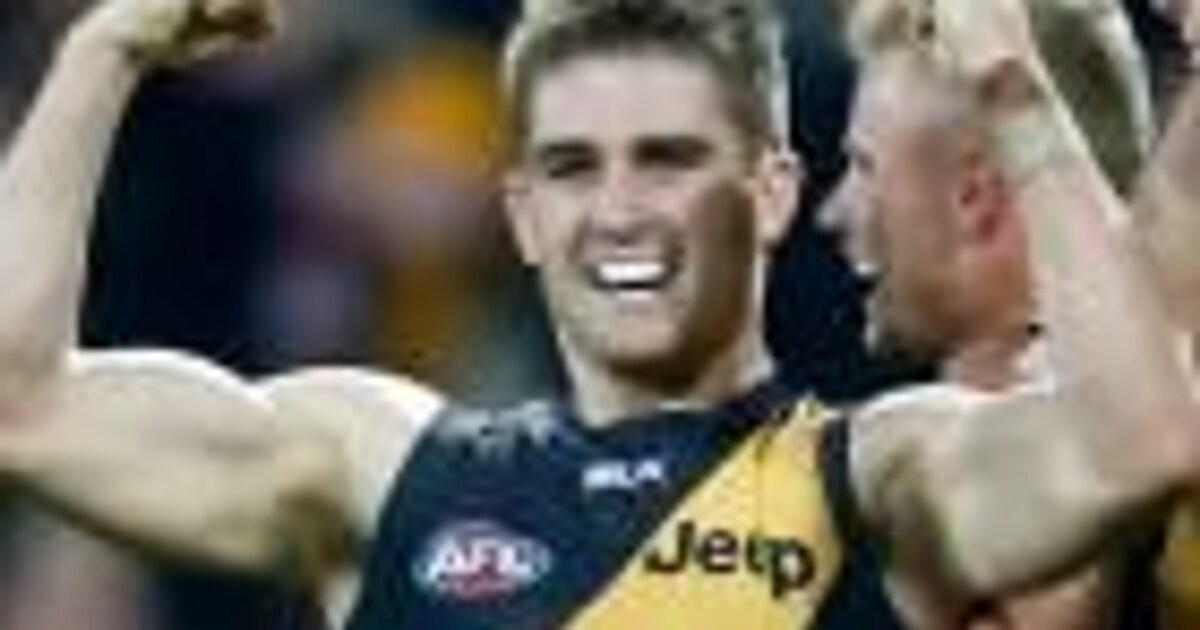 Tigers re-sign Miles and Elton