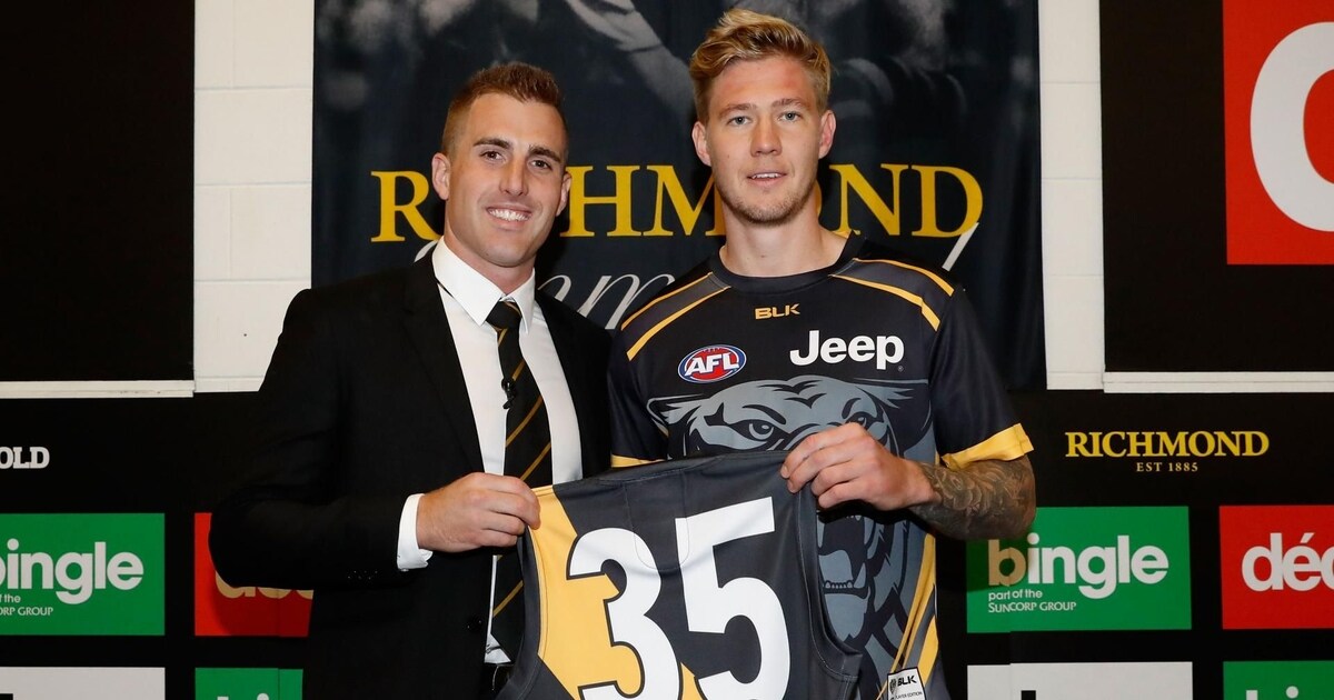 Jackson presents Broad's jumper
