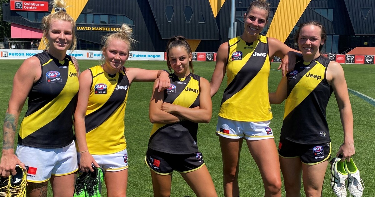AFLW Tigers kick off season with strong summer hit out