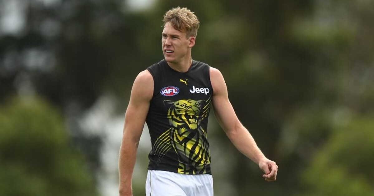 Lynch to miss pre-season match against Collingwood