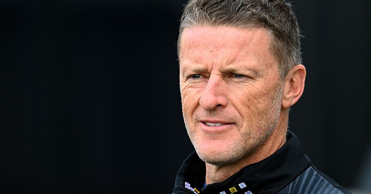 Hardwick re-signs until end of 2024