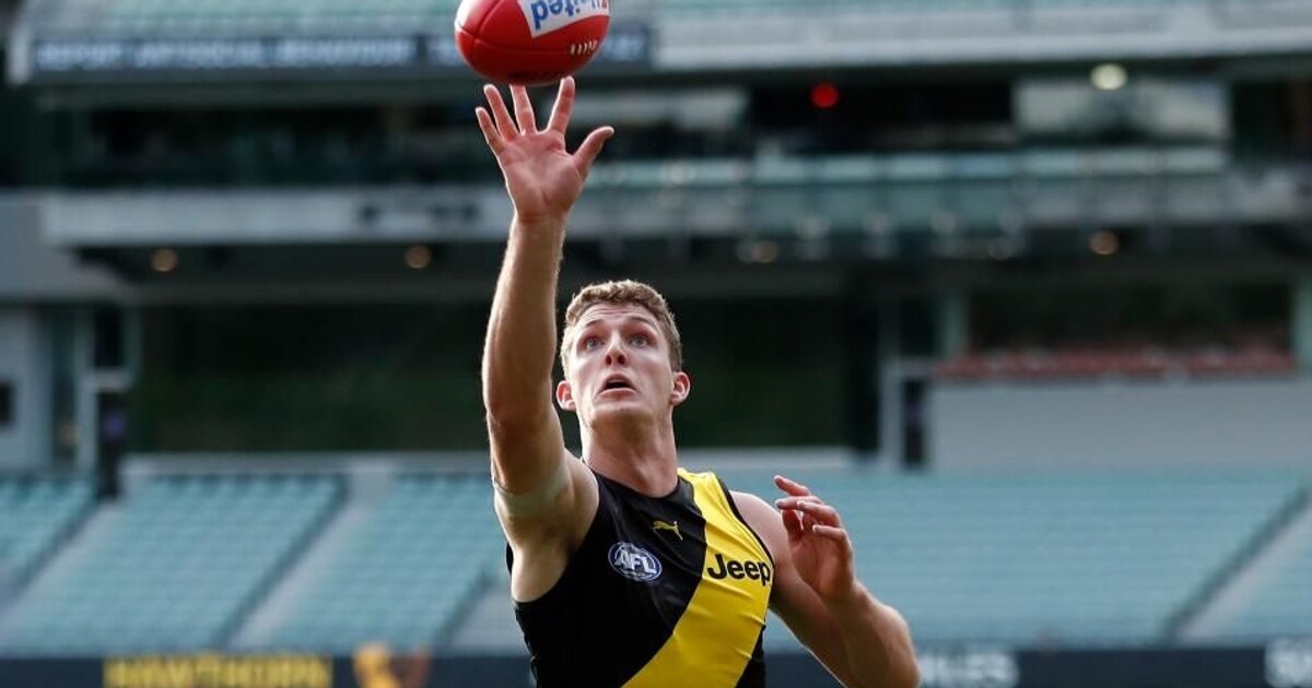 Big Ben grasps his opportunity