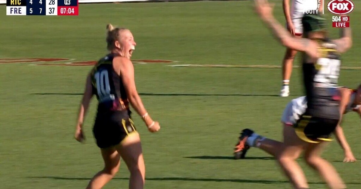 AFLW R3: Impressive snap from Jacques