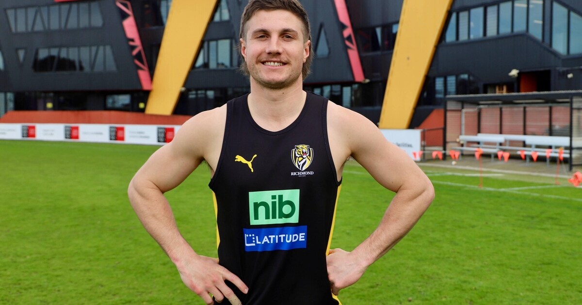 Baker rapt to remain at Richmond