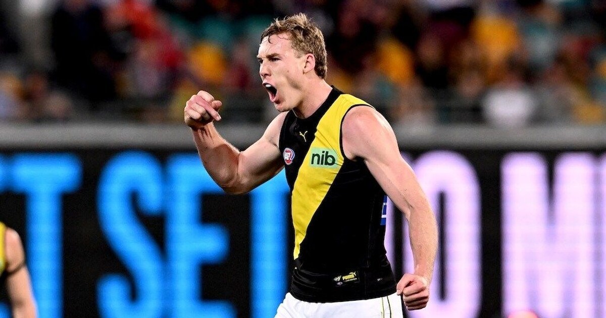 Lynch wins Jack Dyer Medal