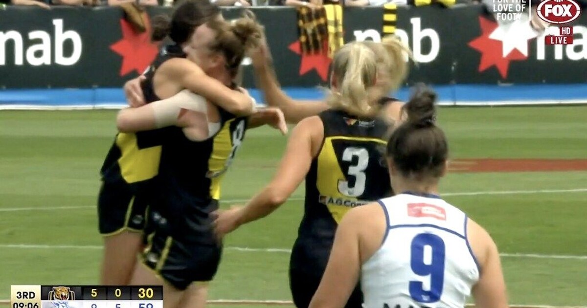 AFLW SF: Brilliant goal from Conti