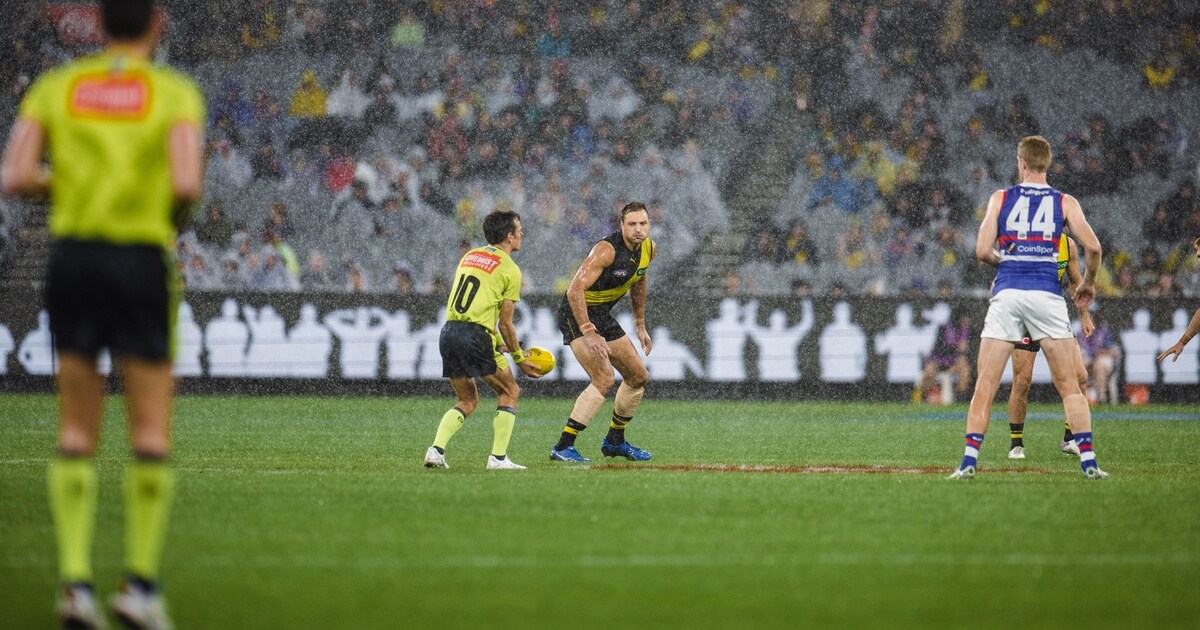 AFL/VFL double header: Saturday, April 8