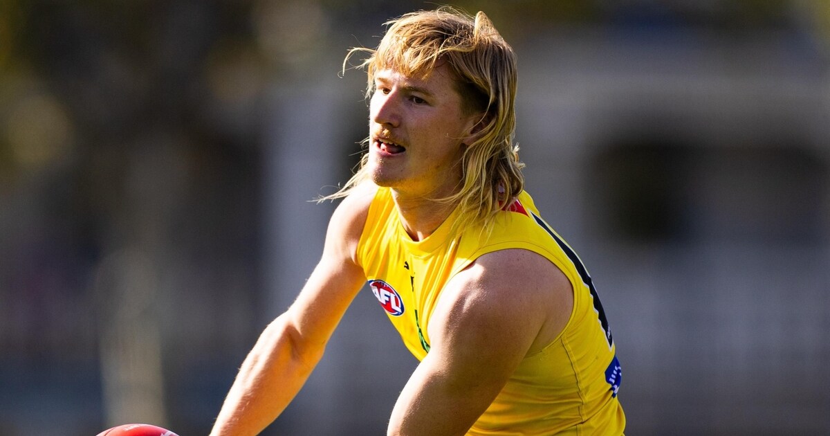 Extended squad named for trip west