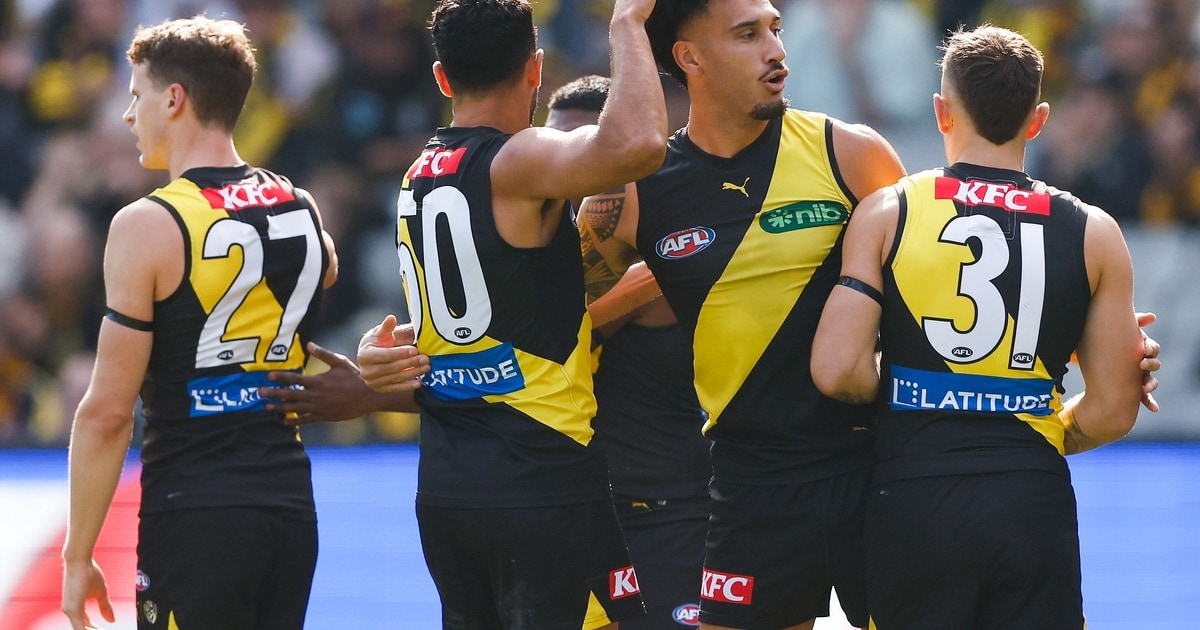 AFL 2024 Round 08 - Richmond v Fremantle