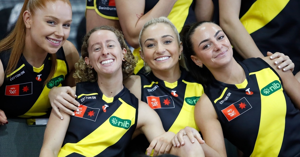 AFLW 2024 Media - Richmond Team Photo Day