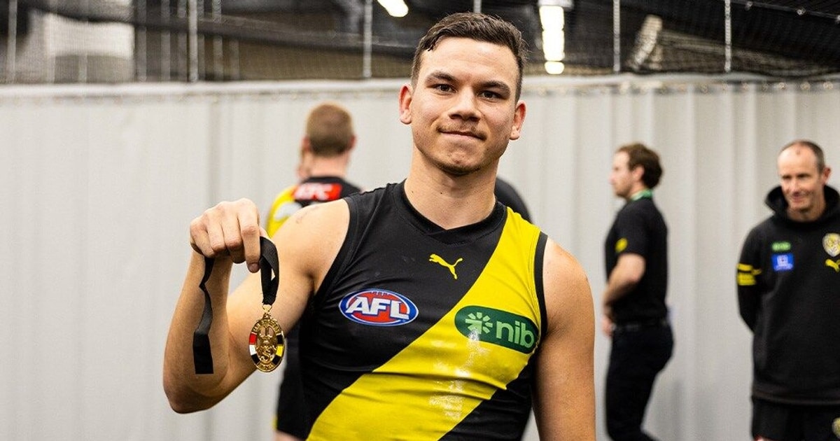 Rioli receives 2024 Ian Stewart Medal