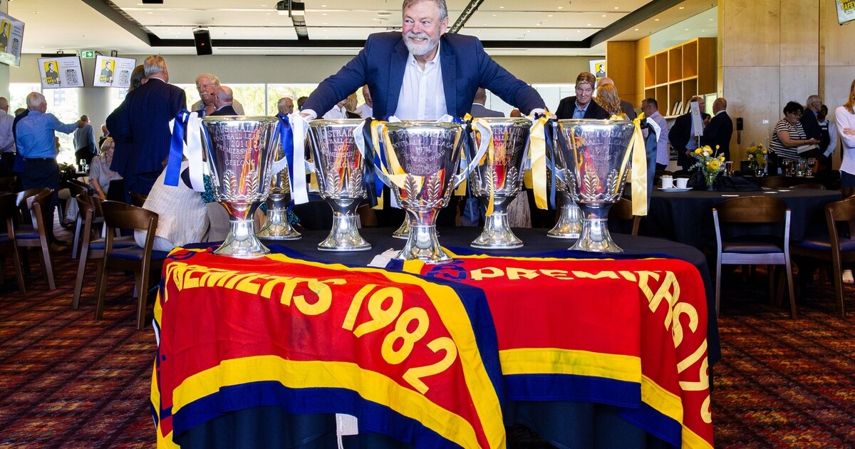 Honouring Neil Balme